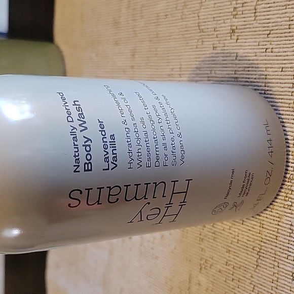 Hey Humans | Bath & Body | Hey Humans Naturally Derived Body Wash ...